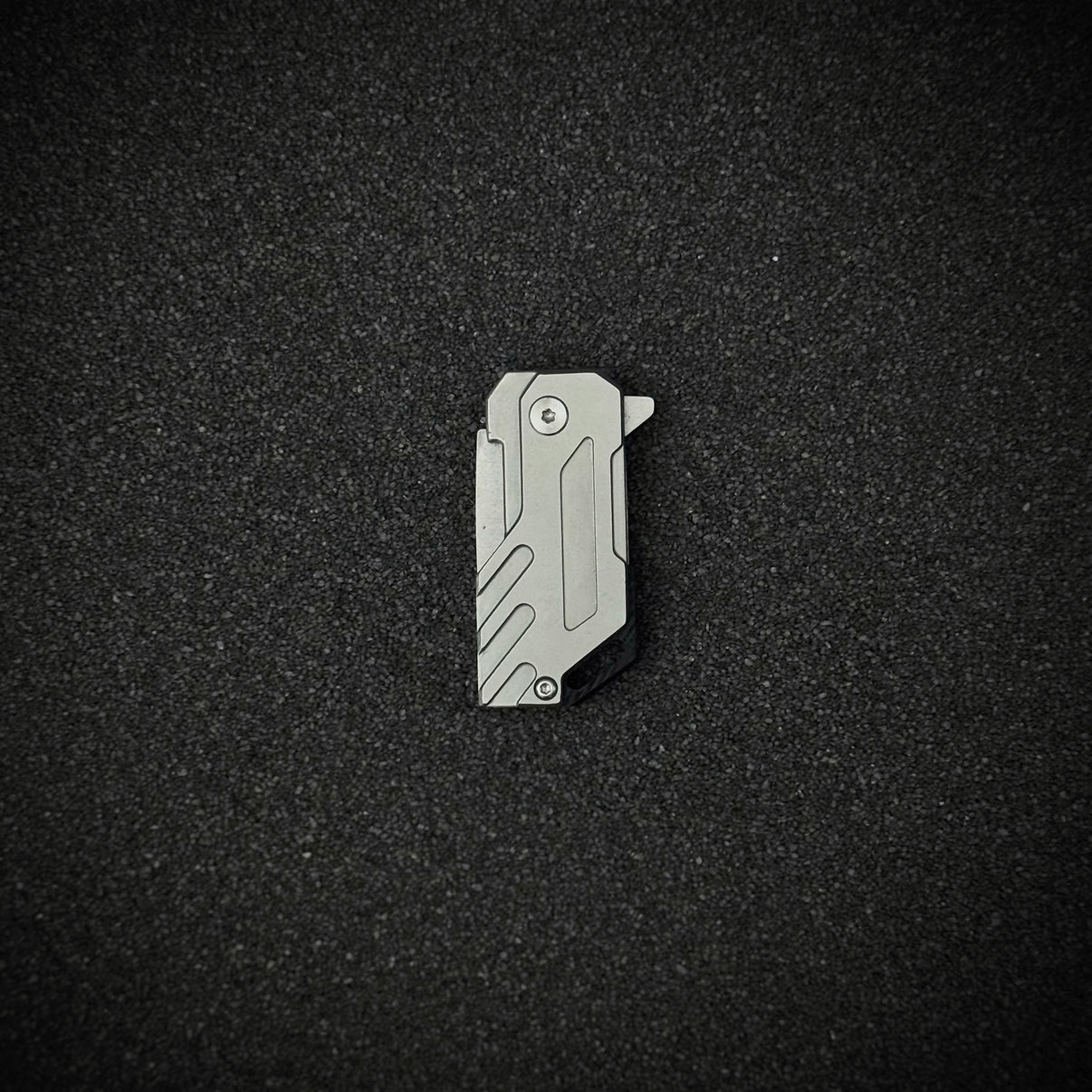 Micro Edge knife – Slick Blade