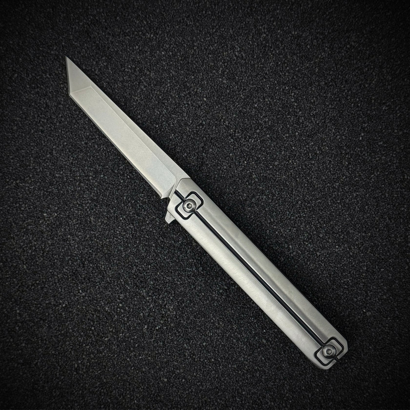 Razon Fang knife – Slick Blade
